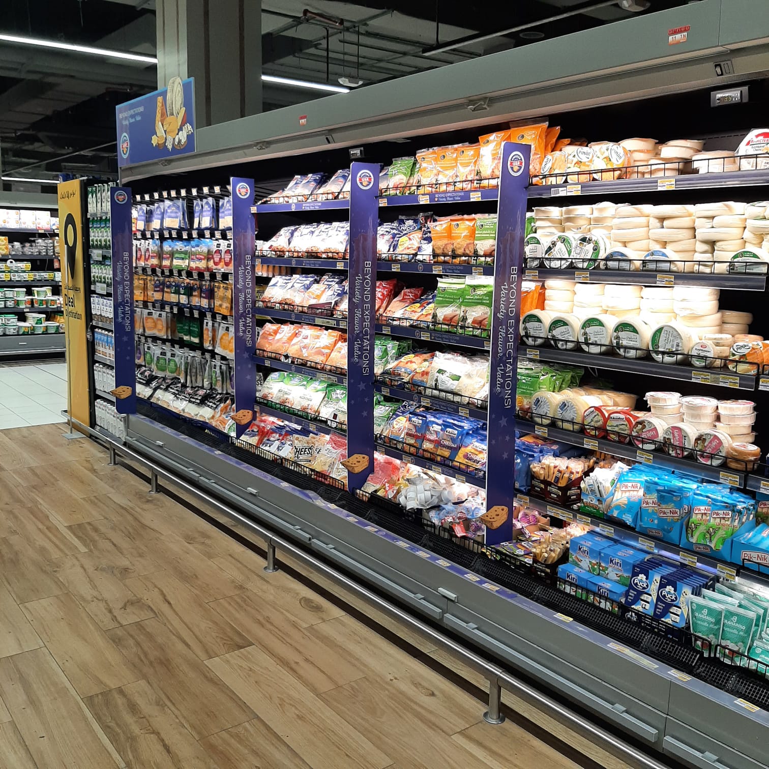 In-store activation and USA pop-up cheese truck at Lulu Qatar stores - AMFI